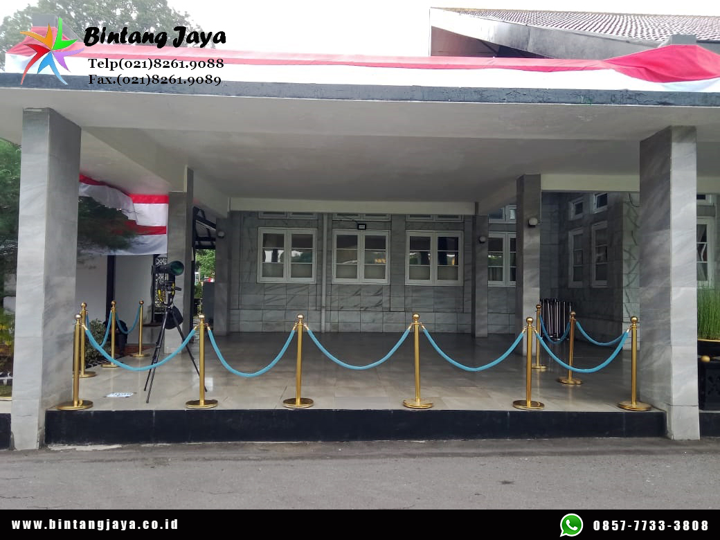 Sewa Tiang Antrian Bludru Biru Event AKMIL Magelang - Sewa Tenda Event ...